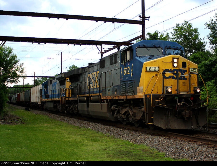 CSX 612 on Q410